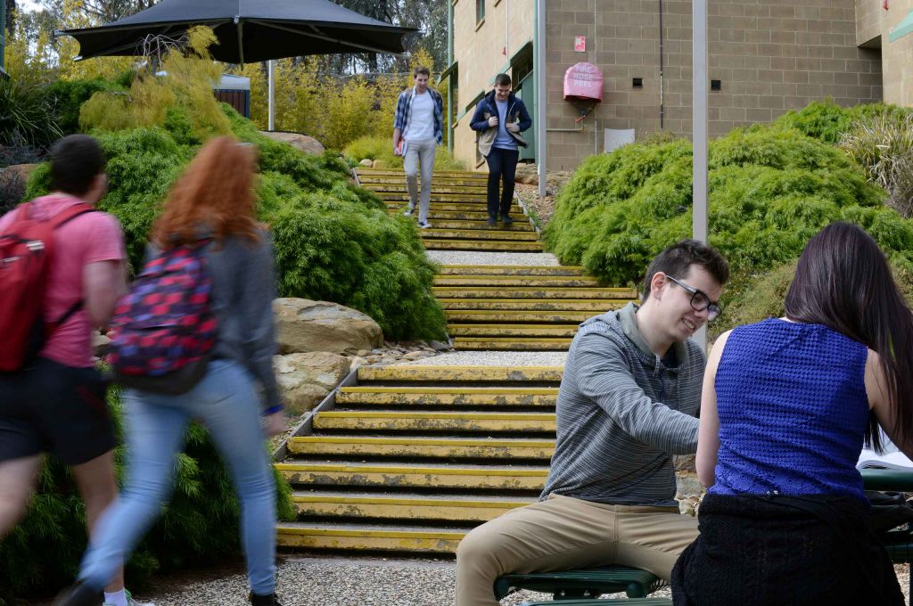 Pathways and entry schemes, Bendigo Campus, Study in Bendigo, La Trobe ...