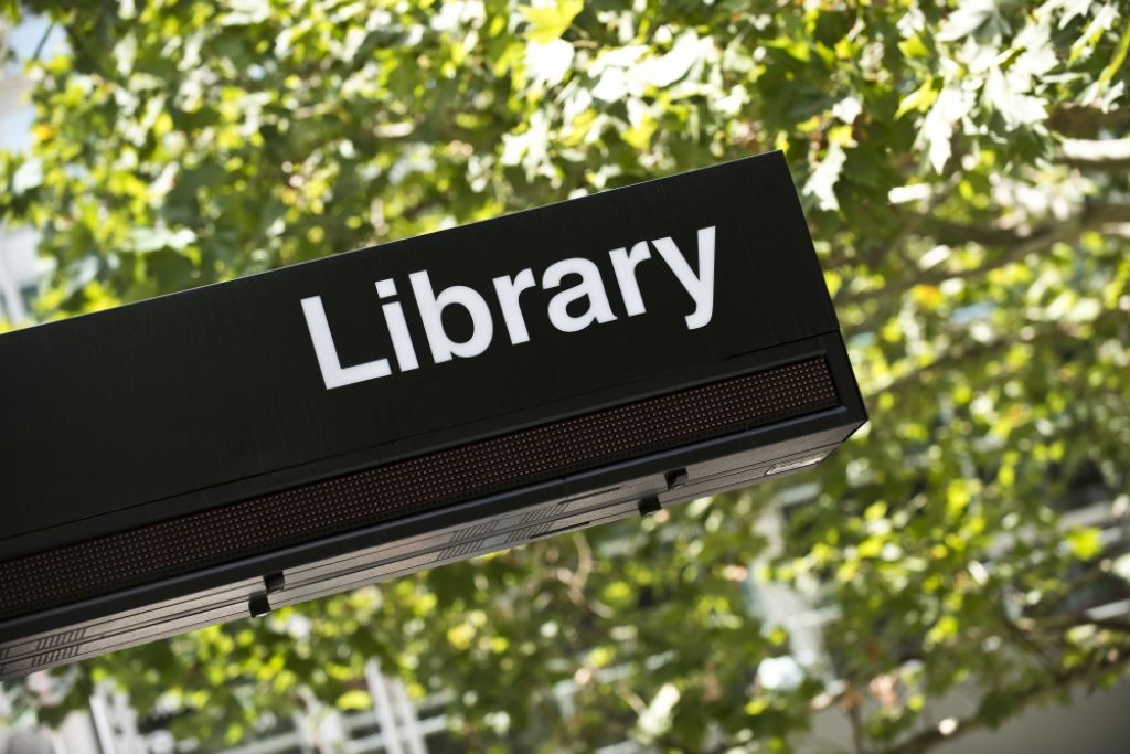 Contact the Library, About, La Trobe University