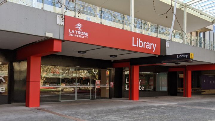 Bundoora Library open late and exam support, News, La Trobe University