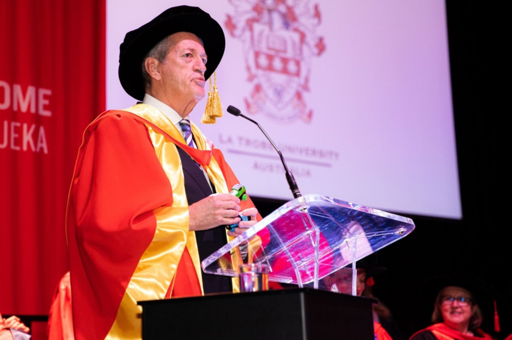 Dr Peter Brukner OAM recipient of 2023 Outstanding Contribution to ...