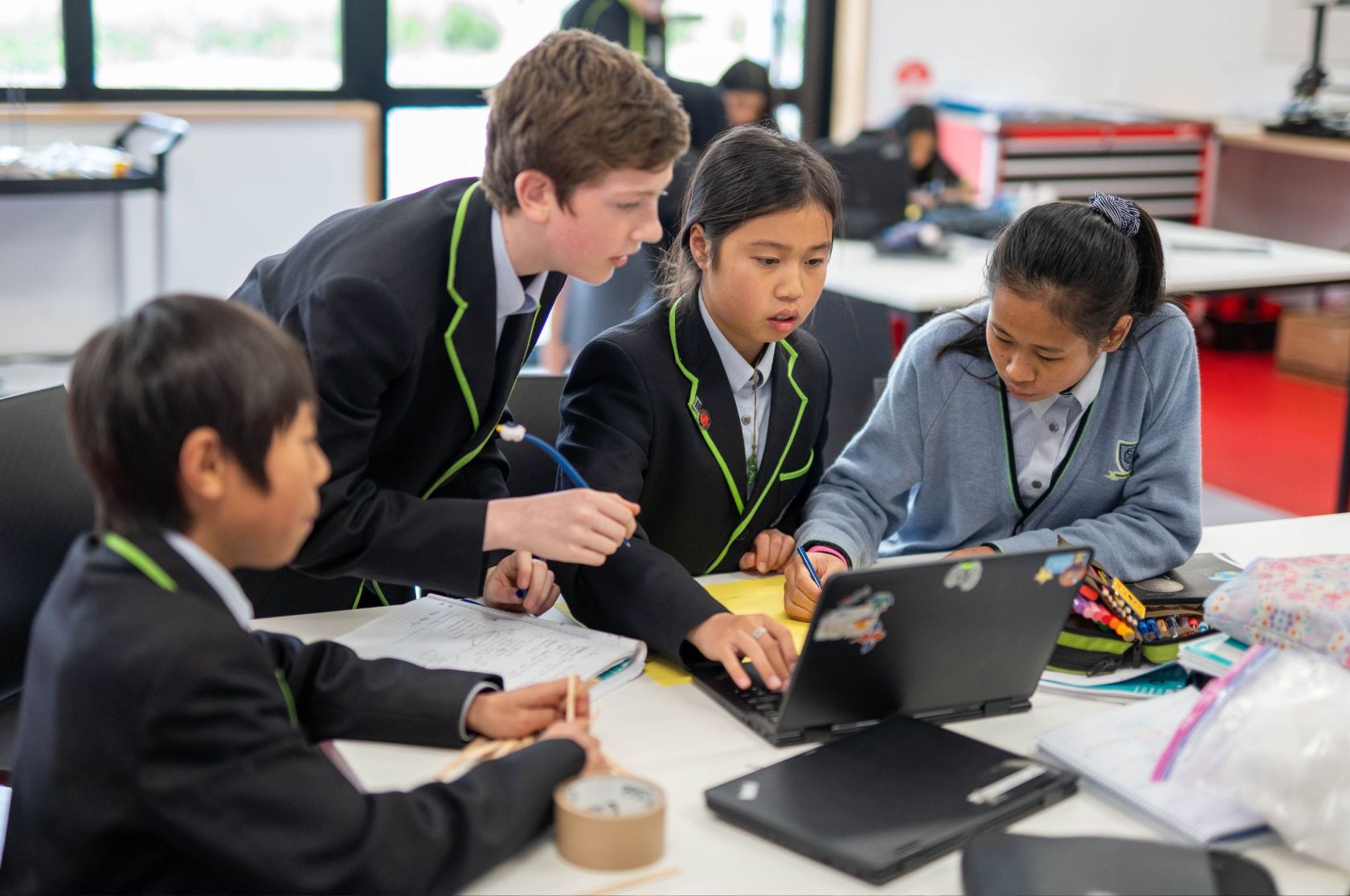 10 years of inspiring students into science, News, La Trobe University