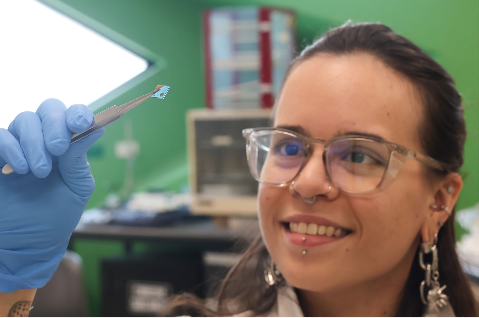 Invisible Material Could Revolutionise Smart Tech | Mirage News