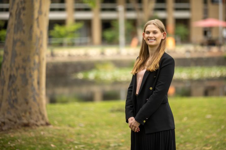 Combining commerce and law, News, La Trobe University