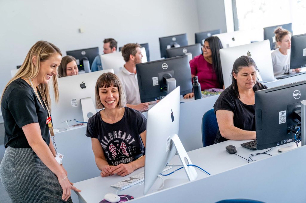 Learning and teaching pathways and opportunities, Academic staff hub ...