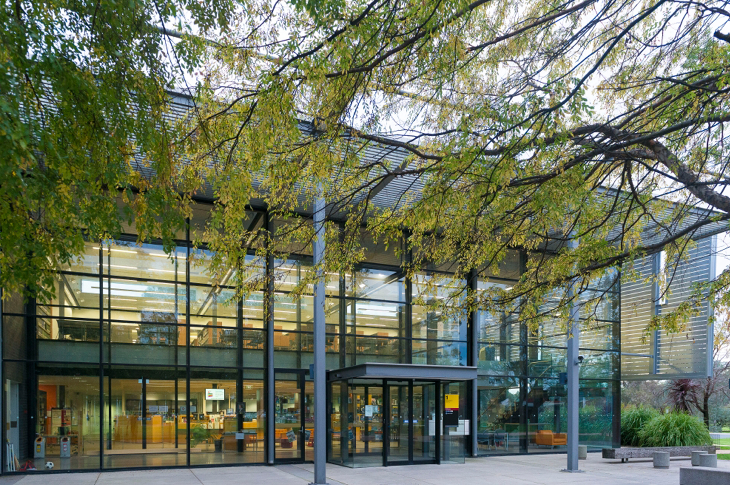 Students, La Trobe University